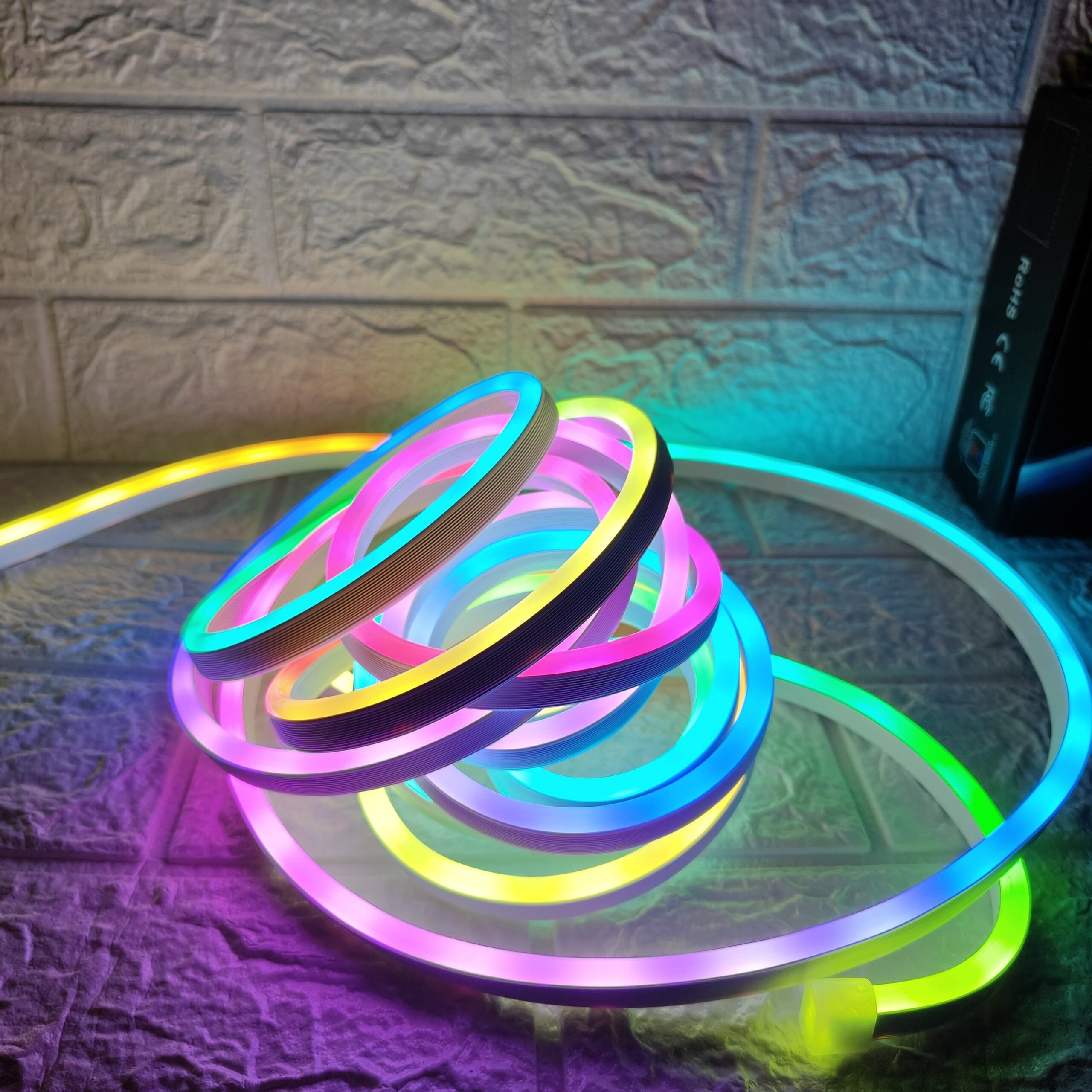 NeonBlast DC5V USB RGBIC 5M Smart Neon LED Strip Light, Waterproof Rope ...